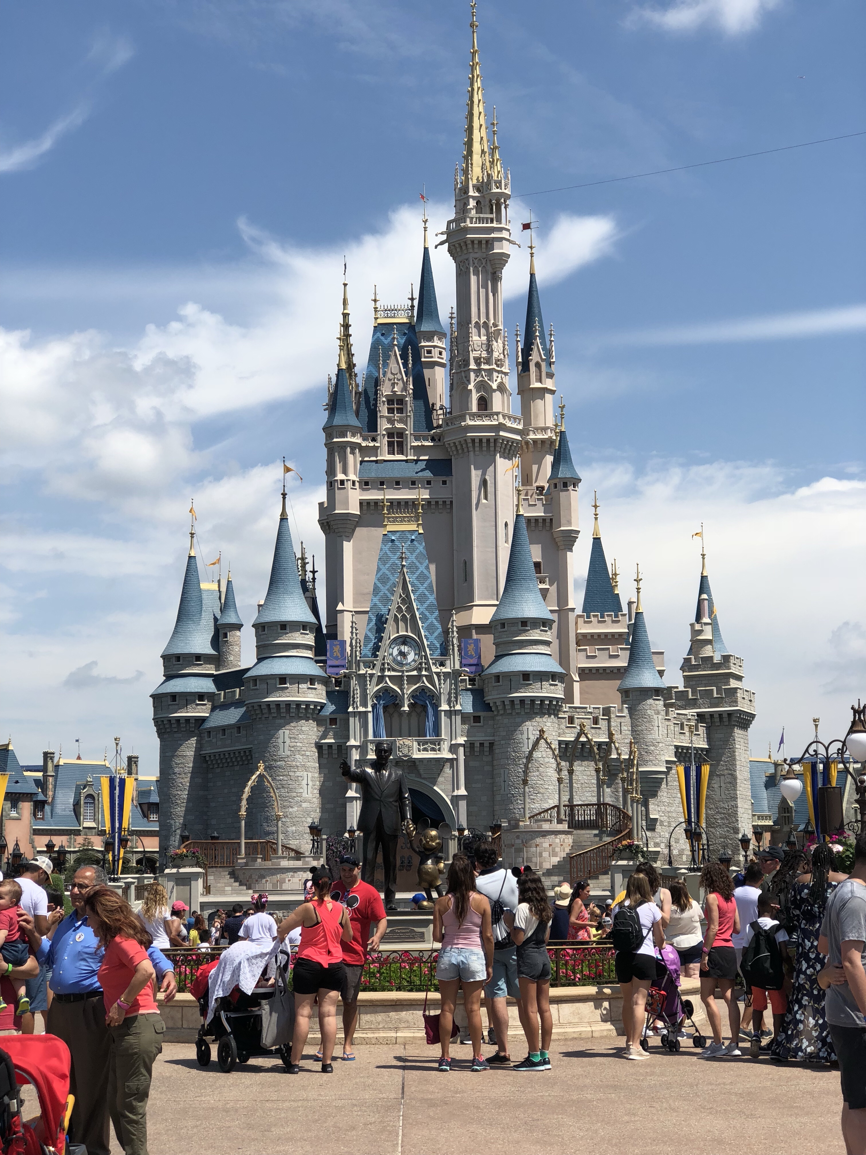 HIYA PAL! – WDWCollective